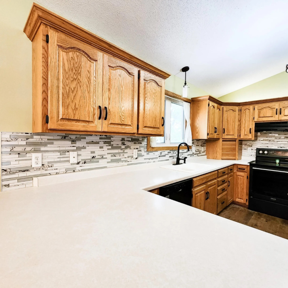 How to Make Golden Oak Cabinets Look Modern - MeshedDesigns